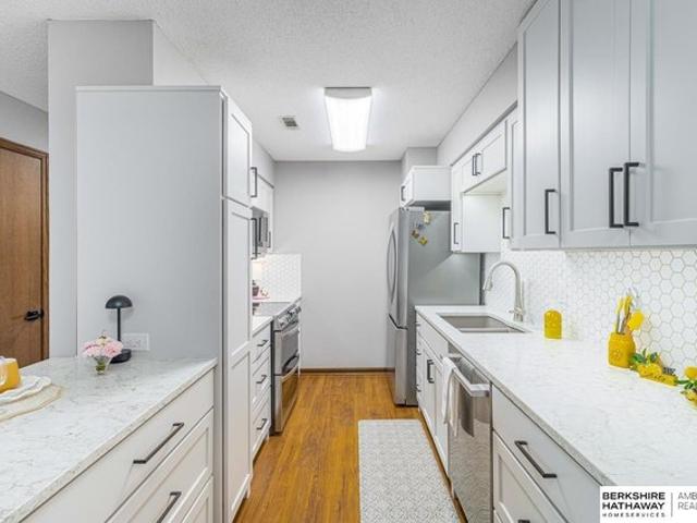 3001 S 51st Street Ct Unit 455, Lincoln, NE 68506