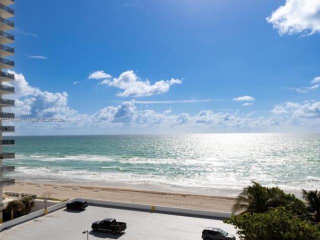 3001 S Ocean Dr #609, Hollywood, FL 33019