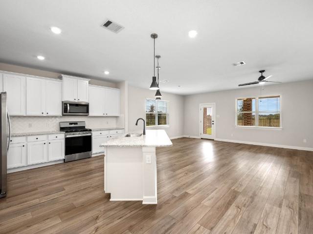 3001 Seaside Cv Ct, Katy, TX 77493 | MLS #98847 | Compass