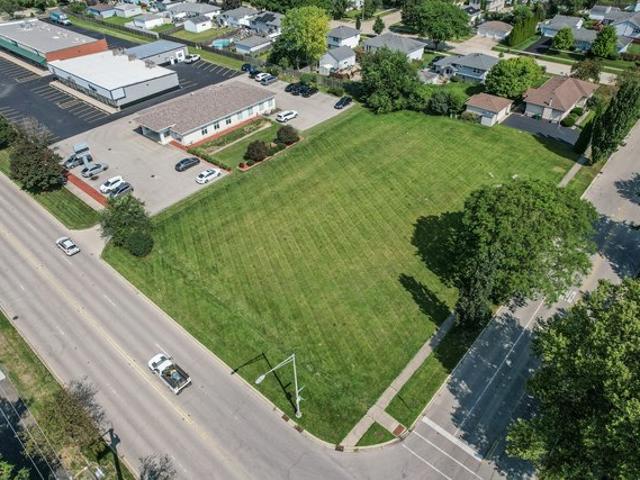 3001 Theodore St, Joliet, IL 60435