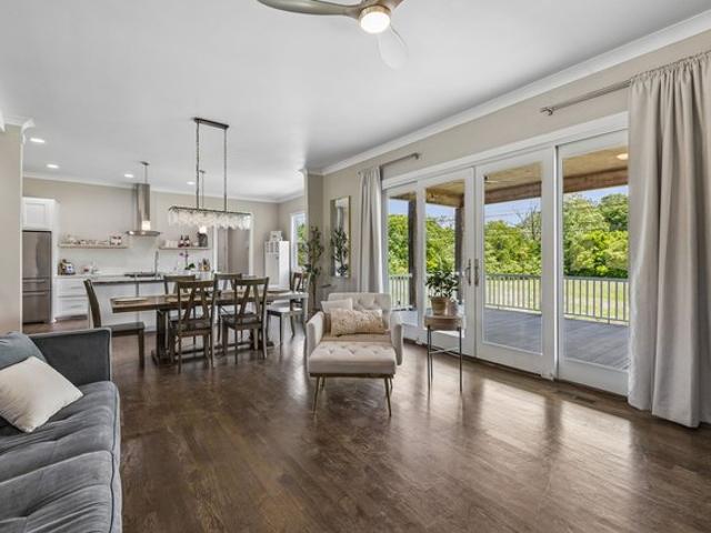 3001 Valley Creek Rd, Culleoka, TN 38451