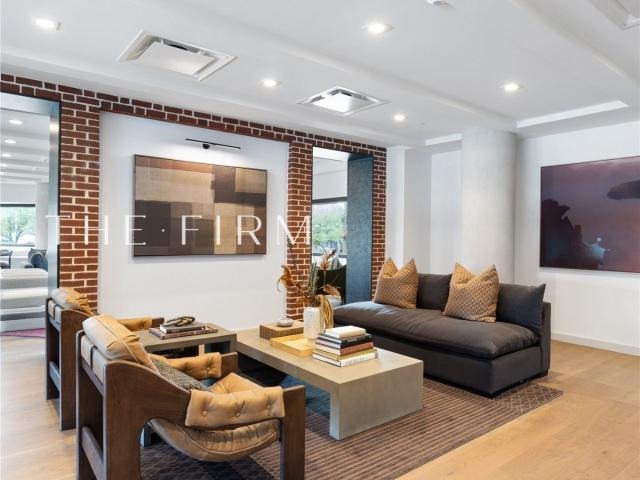 3001 W 11th St 131, Houston, TX