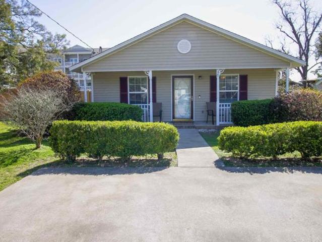 3001 W Gonzalez St, Pensacola, FL 32505