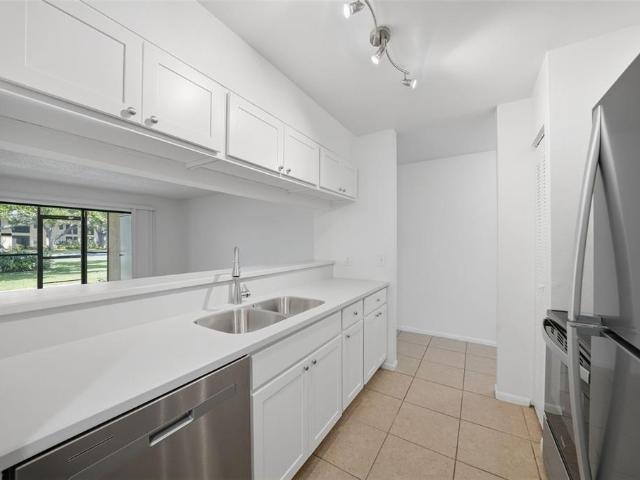 3001 58th Ave S, Unit 1005, St. Petersburg, FL 33712 | MLS #TB8502