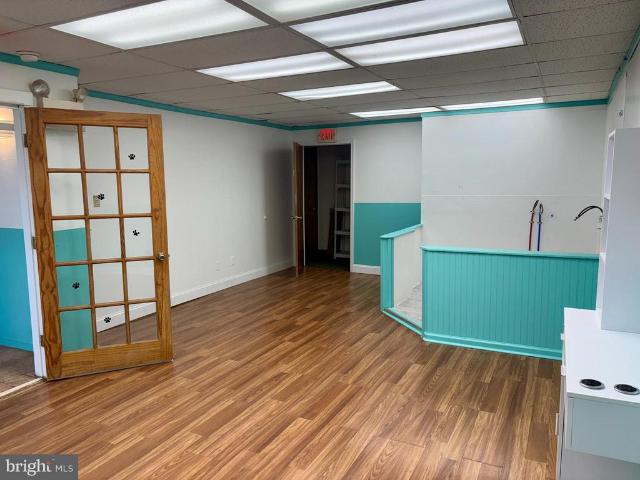 3002 n centre street # 1st floor office