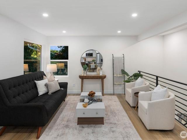 3002 NE 97th Street