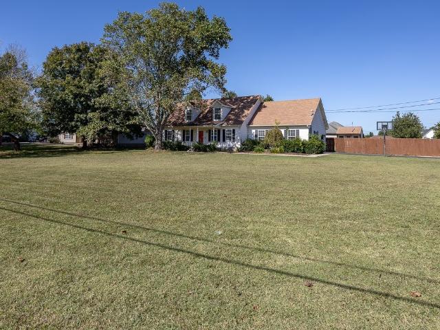 3002 Arthur Dr