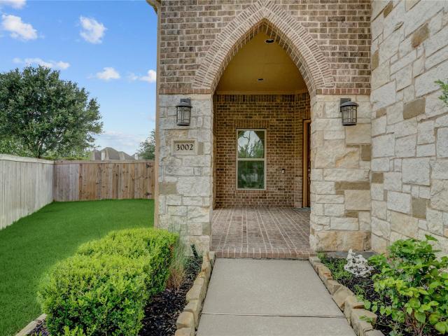 3002 Currant Drive