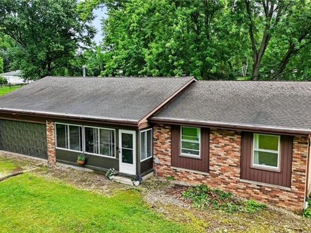 3002 Killian Rd, Uniontown, OH 44685