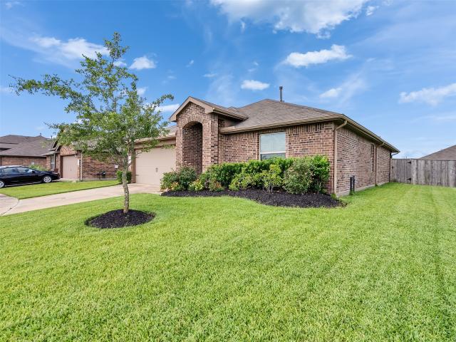 3002 Lightles Manor Court