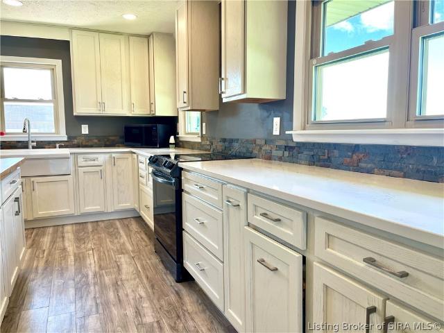 3002 S Hanover Saluda Road