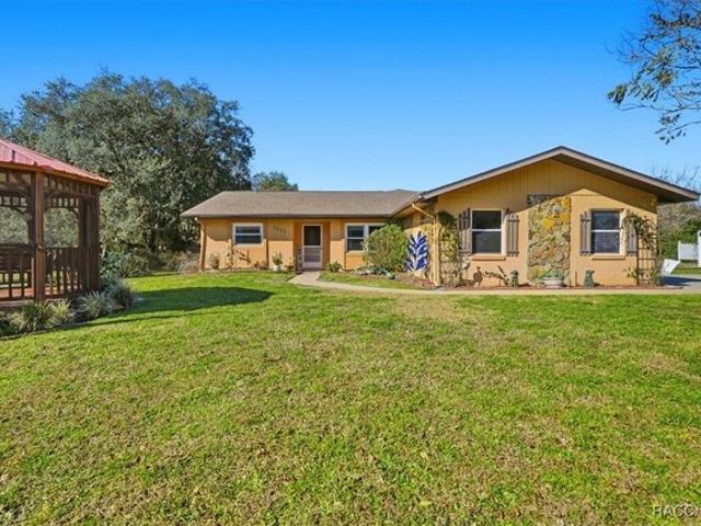 3002 S Rose Ave, Inverness, FL 34450