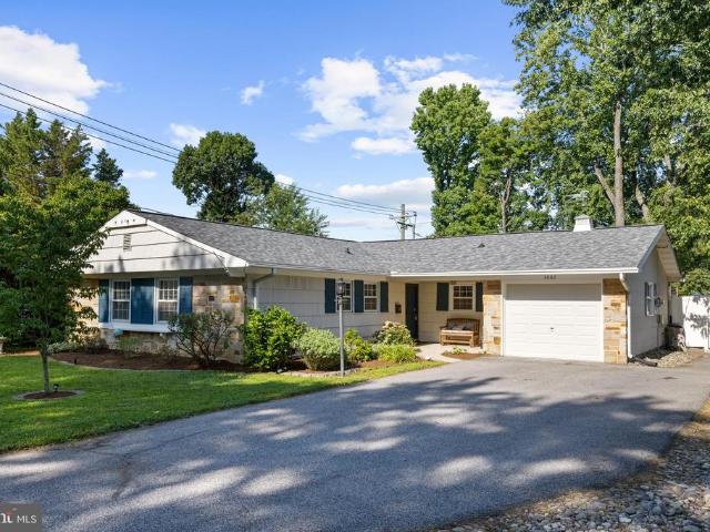 3002 Tanbark Lane