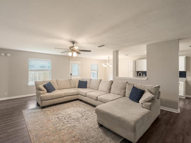 3003 meadow ln