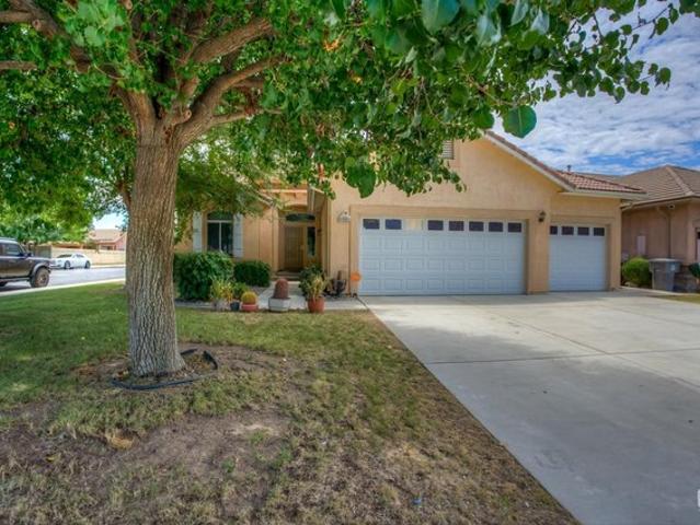 3003 Boulder Ridge Ln, Bakersfield, CA 93313