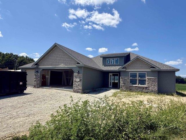 3003 E Butler Ct, Columbia City, IN 46725