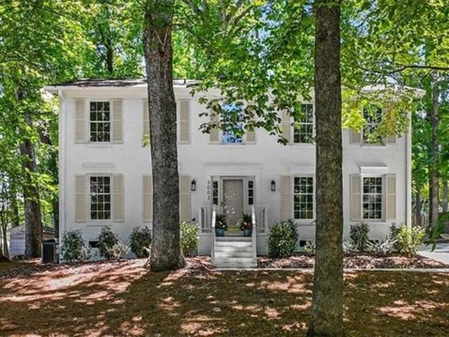 3003 Edgewater Dr, Greensboro, NC 27403