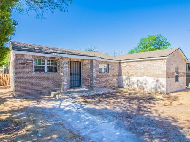 3003 Grinnell St, Lubbock, TX 79415