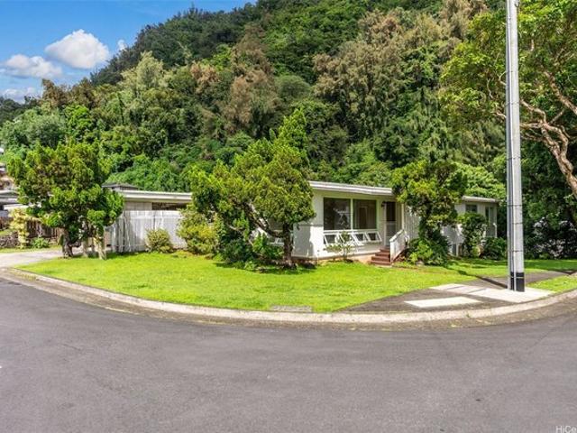 3003 Polohilani Pl, Honolulu, HI 96817