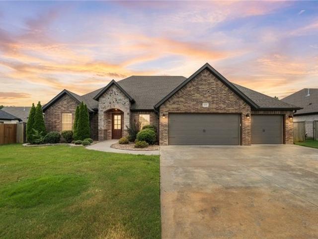 3003 SW Hazelnut Ave, Bentonville, AR 72713