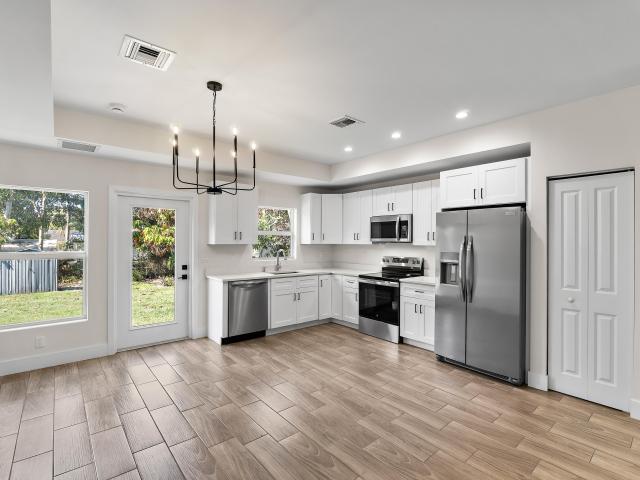 3003 SE Fairmont St, Stuart, FL 34997 | MLS #B26008
