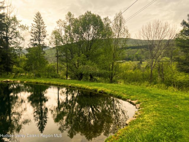 3003 Thompson Hollow Road