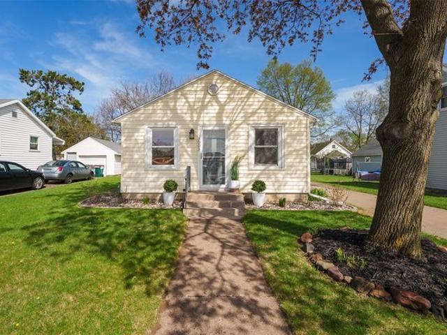 3003 8th St, Eau Claire, WI 54703