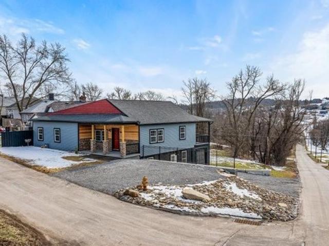300 3rd St, Langeloth, PA 15054