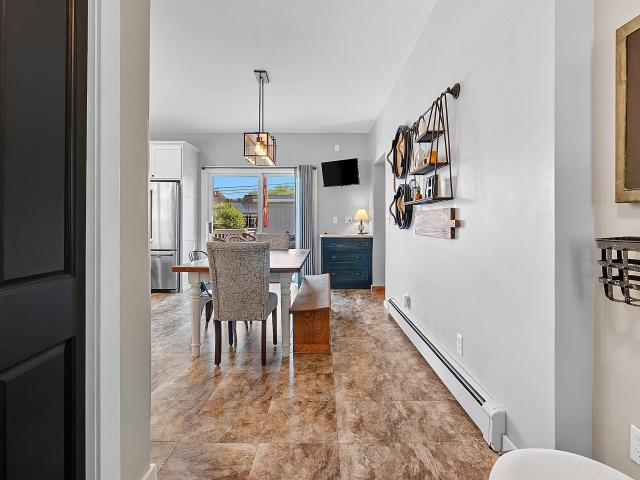 300 3RD Street