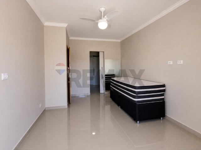 300.00 M² Casa de Condomínio Alugar, 4 Dormitórios localizado em Centro, Peruíbe, São Paulo, 11750000 | Brasil