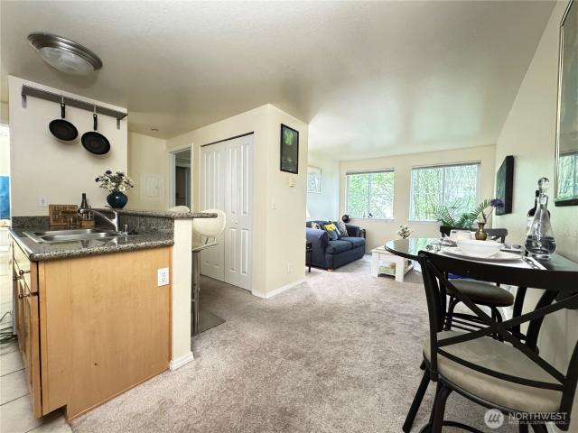 300 10th Avenue # B305