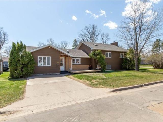 300 27th St NE, Bemidji, MN 56601