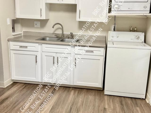 300 320 Washington Avenue, 2x1, 2x1