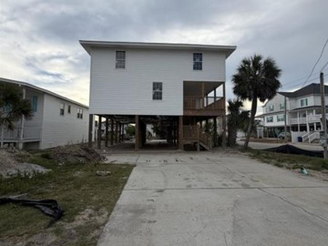 300 44th Ave N, North Myrtle Beach, SC 29582