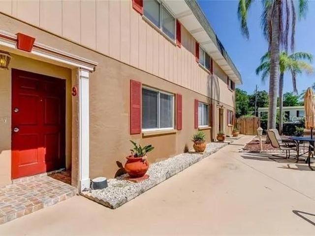 300 6th St N Unit W2, Safety Harbor, FL 34695