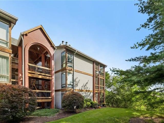 300 6th St Apt 1, Beaver, PA 15009