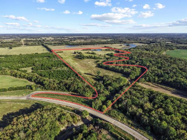 300 County Rd, Roxton, TX 75477 | MLS #21095