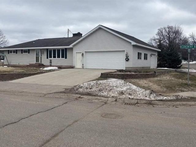 300 Coventry Rd, Hoyt Lakes, MN 55750