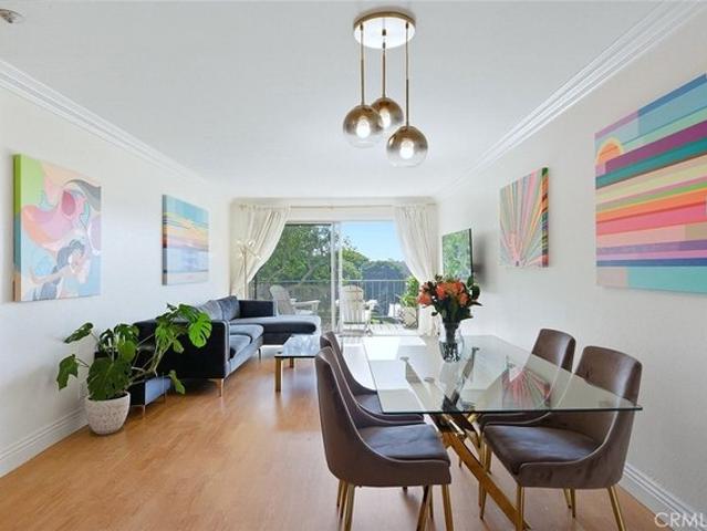 300 Cagney Ln Apt 206, Newport Beach, CA 92663