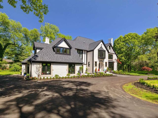 300 Camelot Way