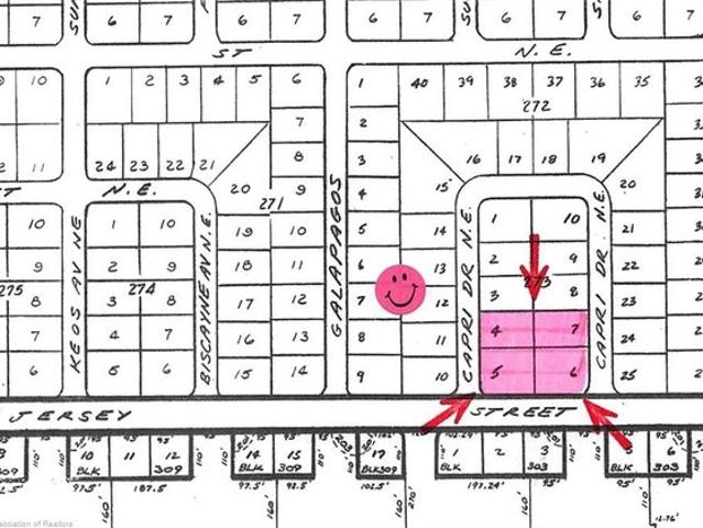 300 Capri Dr NE, Lake Placid, FL 33852