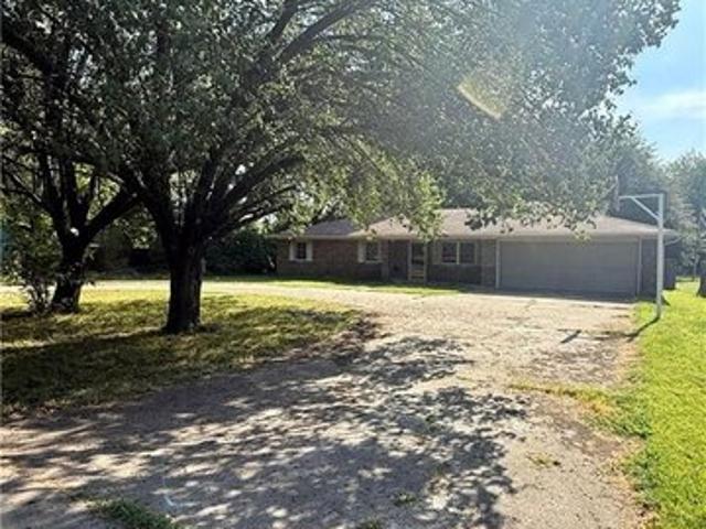300 Carson Rd, Roland, OK 74954