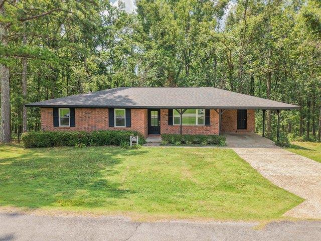 300 Central Dr, Booneville, MS 38829