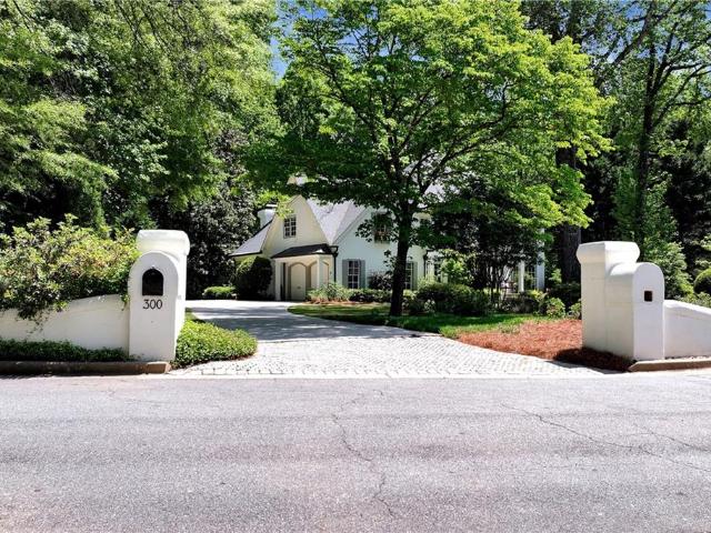 300 Chesterton Cir, Duluth, GA 30097 | MLS #7754 | Compass