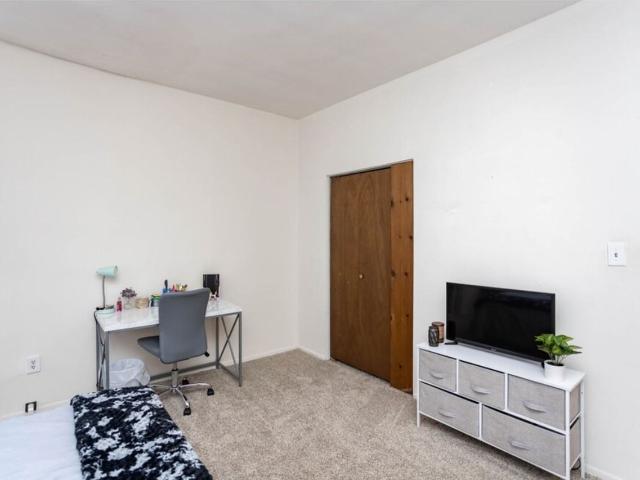 300 Craft Ave 2 Bedroom Apartment for Rent at 300 Craft Ave, Pittsburgh, PA 15213 South Oakland