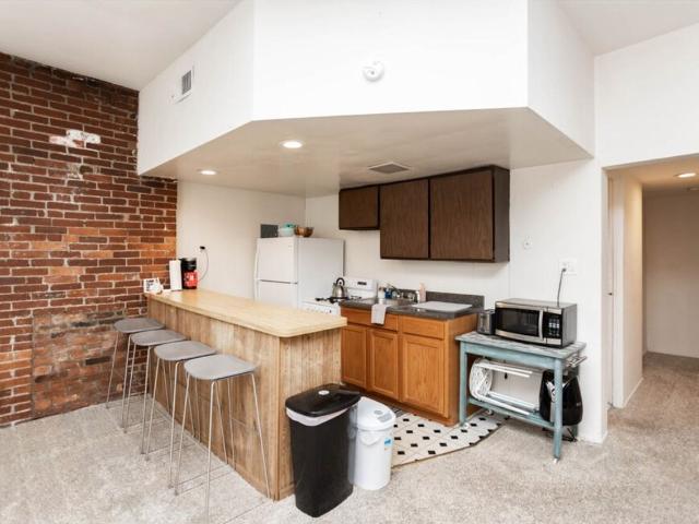 300 Craft Ave 2 Bedroom Apartment for Rent at 300 Craft Ave, Pittsburgh, PA 15213 South Oakland
