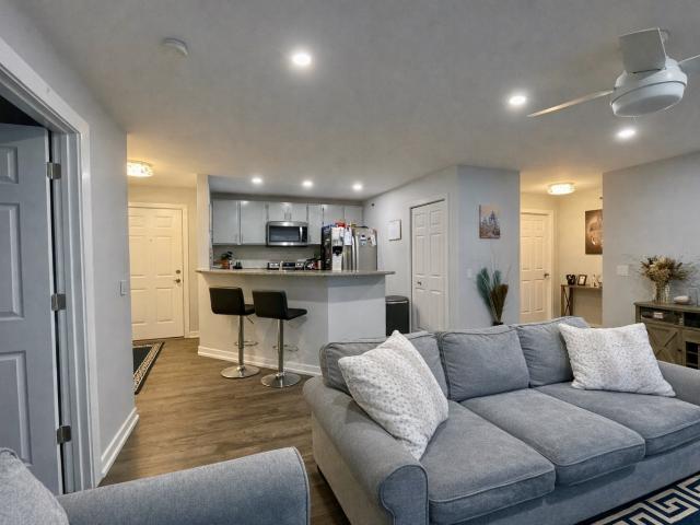 300 Cunat Boulevard # 2B