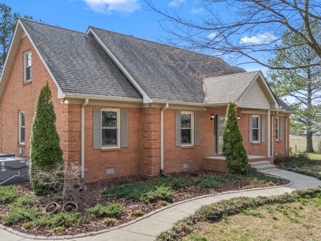 300 A Governor Hall Rd, Castalian Springs, TN 37031 | MLS #3143