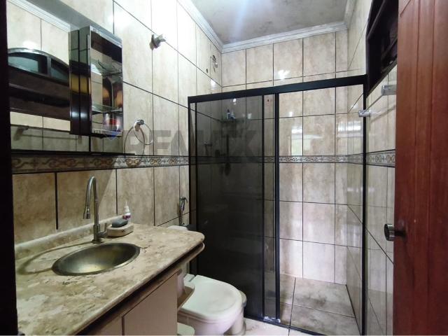 300 Área Útil Casa Alugar, 3 Dormitórios localizado em Rua Albert Ritschel, 555, Vila São Francisco, Mauá, São Paulo, 09310710 | Brasil