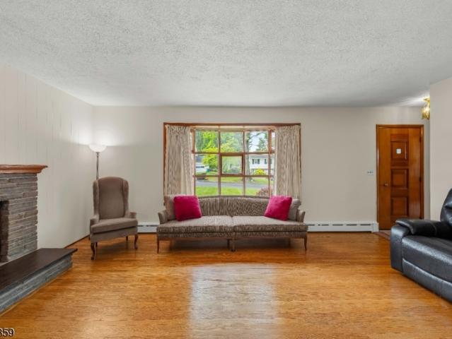 300 Arnold Ave